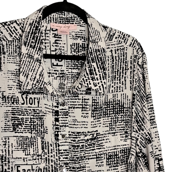 Penningtons | Tops | Penningtons In Every Story Graphic Print ...